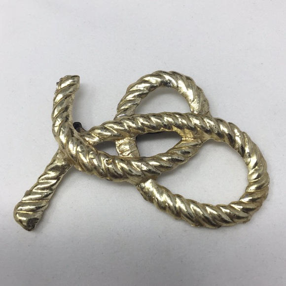 Jewelry | Rope Pin Brooch Finished In Gold Tone Twist | Poshmark